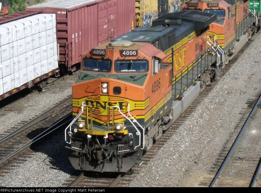 BNSF 4896